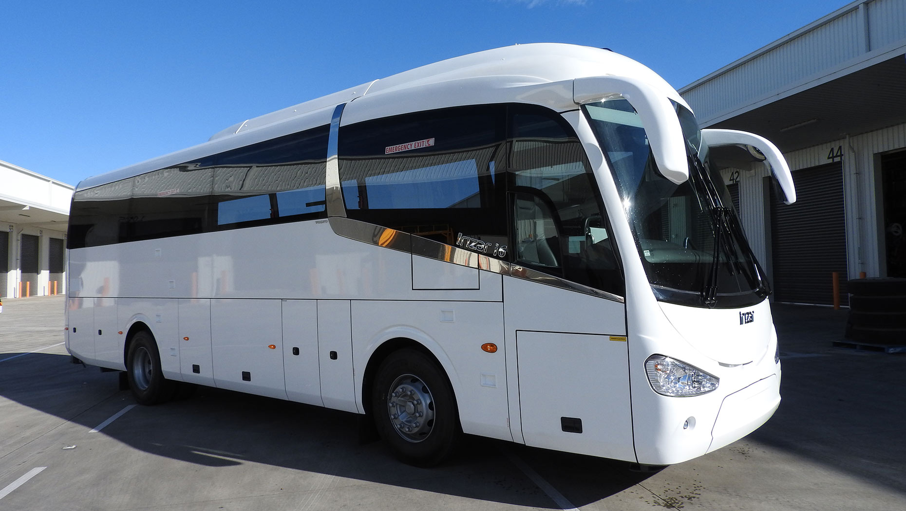 Volvo Bus Australia Launches new short Volvo B8R with Irizar body