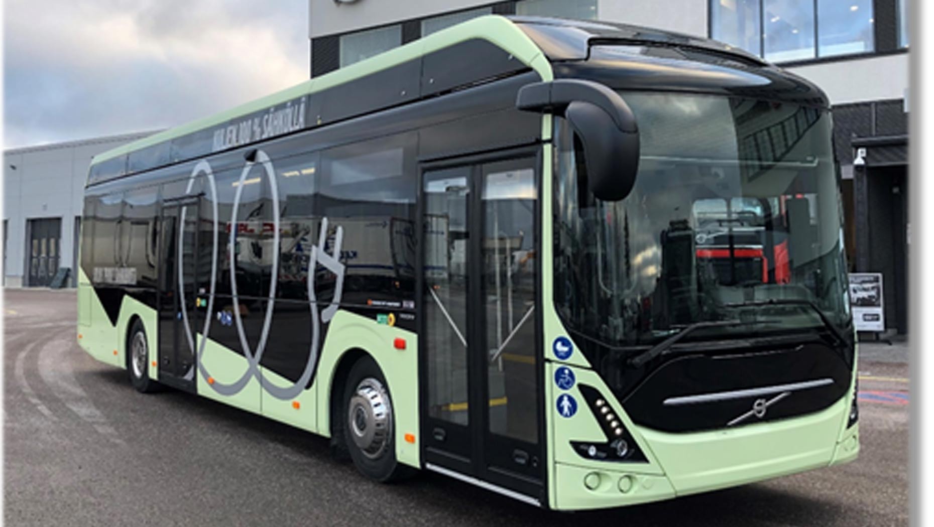 VOLVO TUO 7900E TÄYSSÄHKÖBUSSIN SUOMEN LIIKENTEESEEN | Volvo Linja-autot