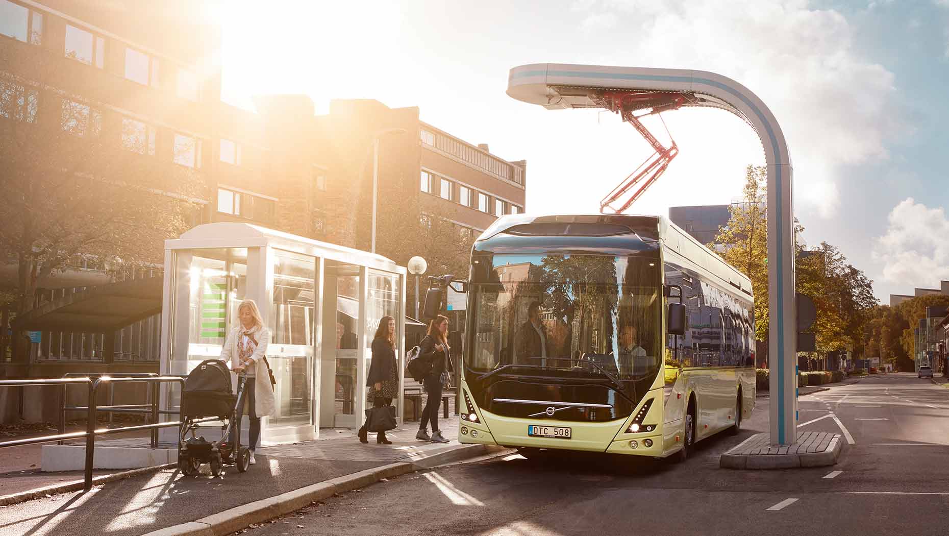 Group of European electric bus manufacturers open charging