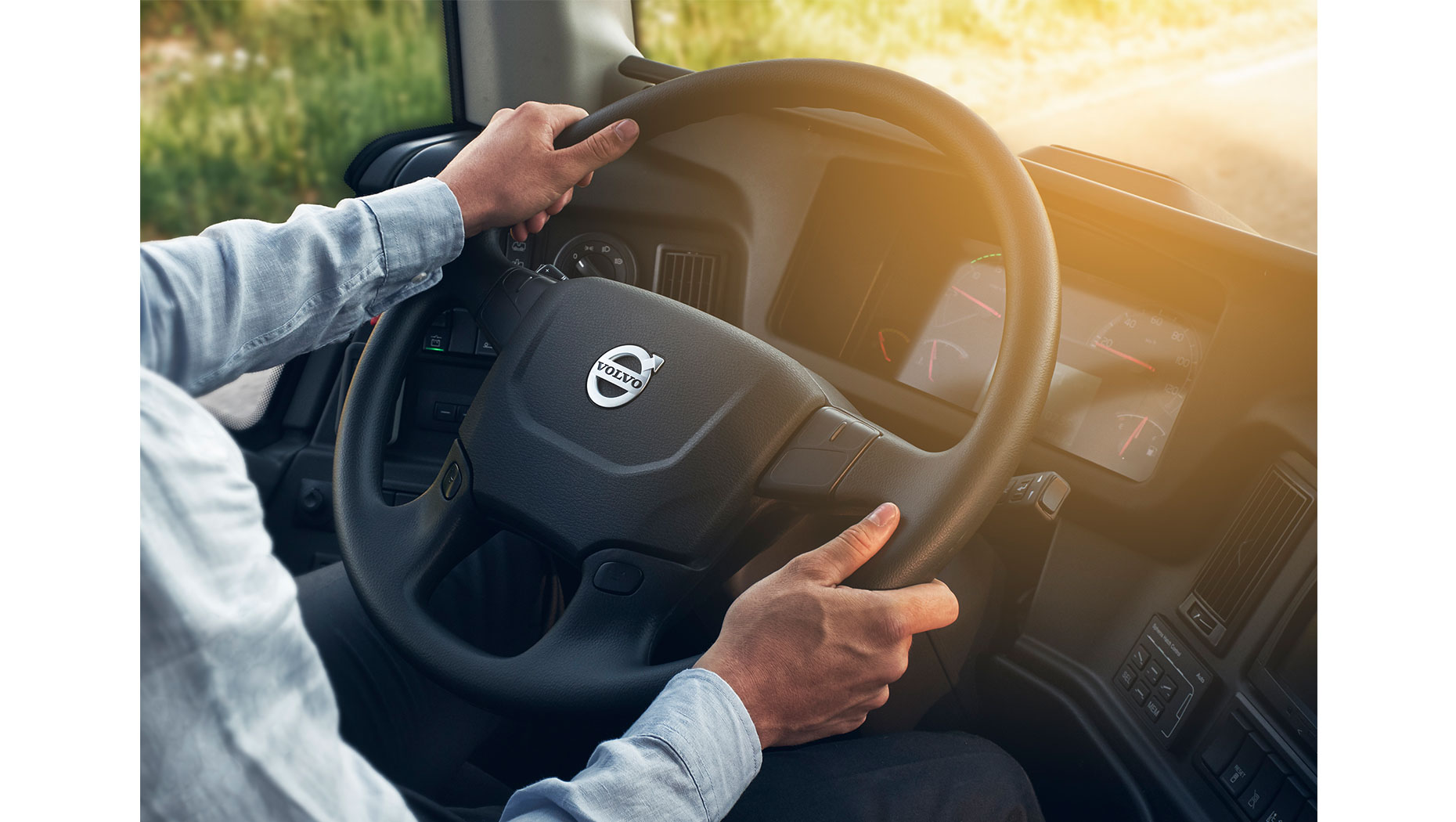 Bus drivers put road safety first | Volvo Bus