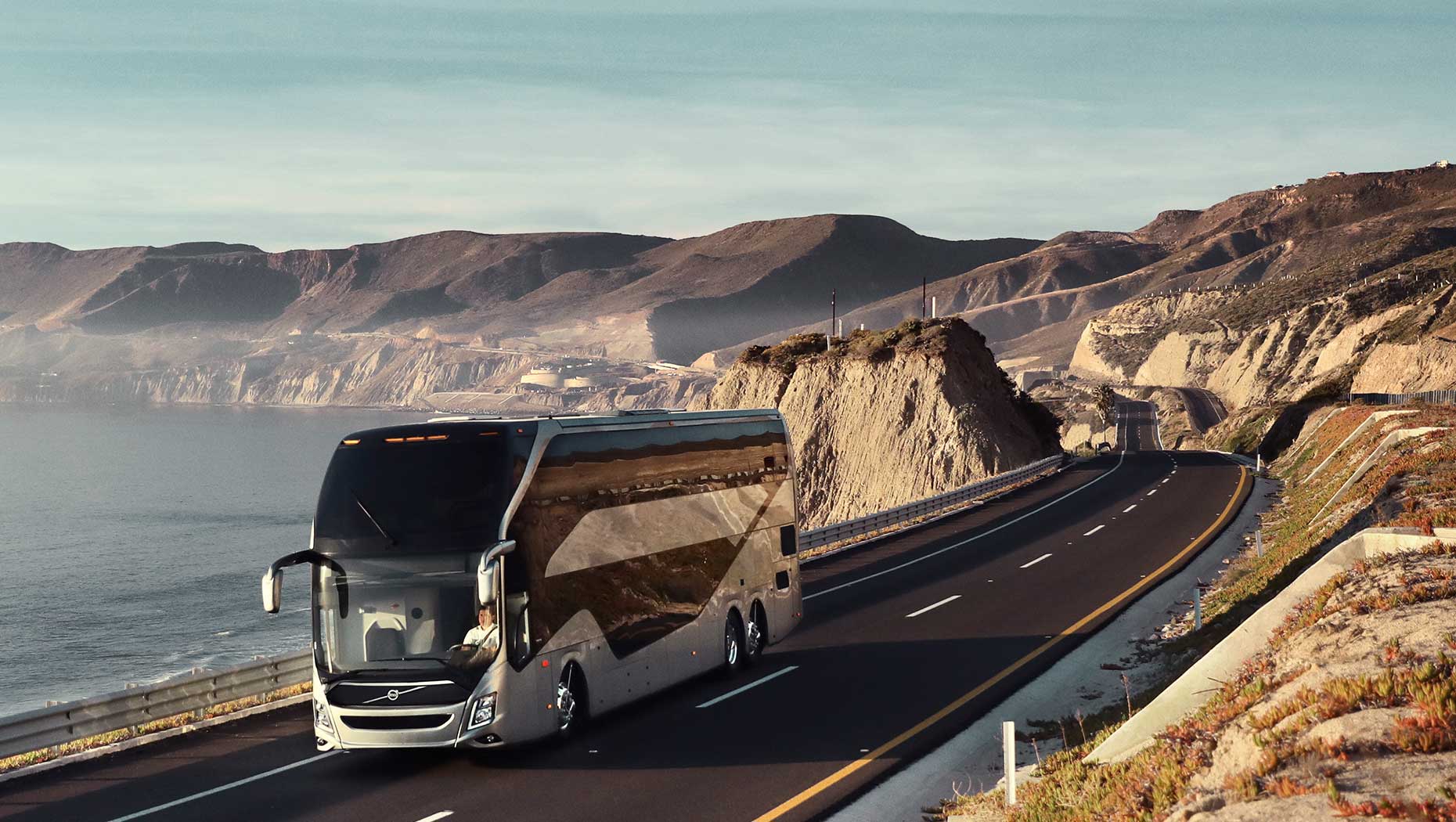Volvo launches new double-decker for Mexico | Volvo Buses