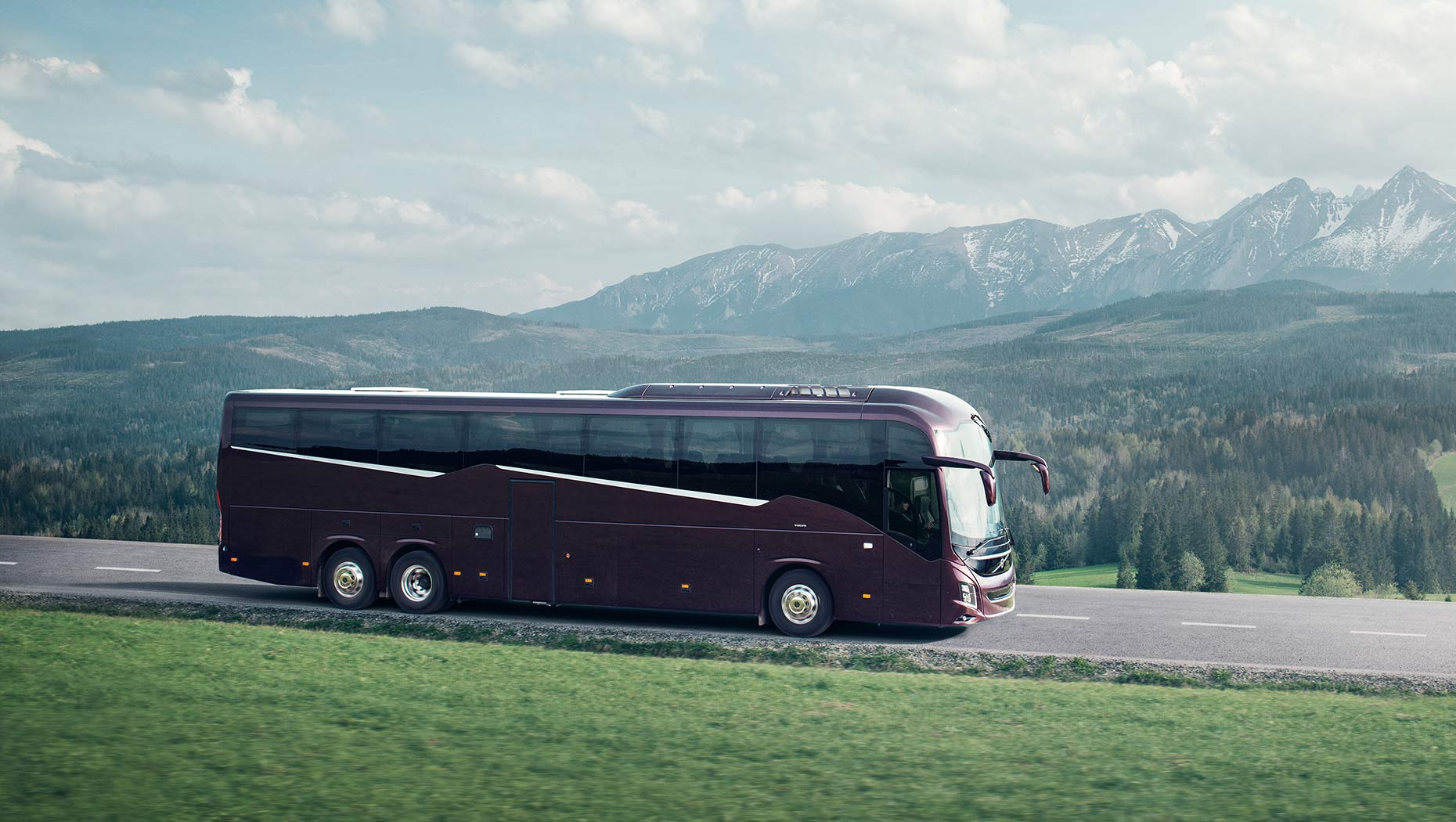 Well-rounded and shaped to perfection | Volvo Buses