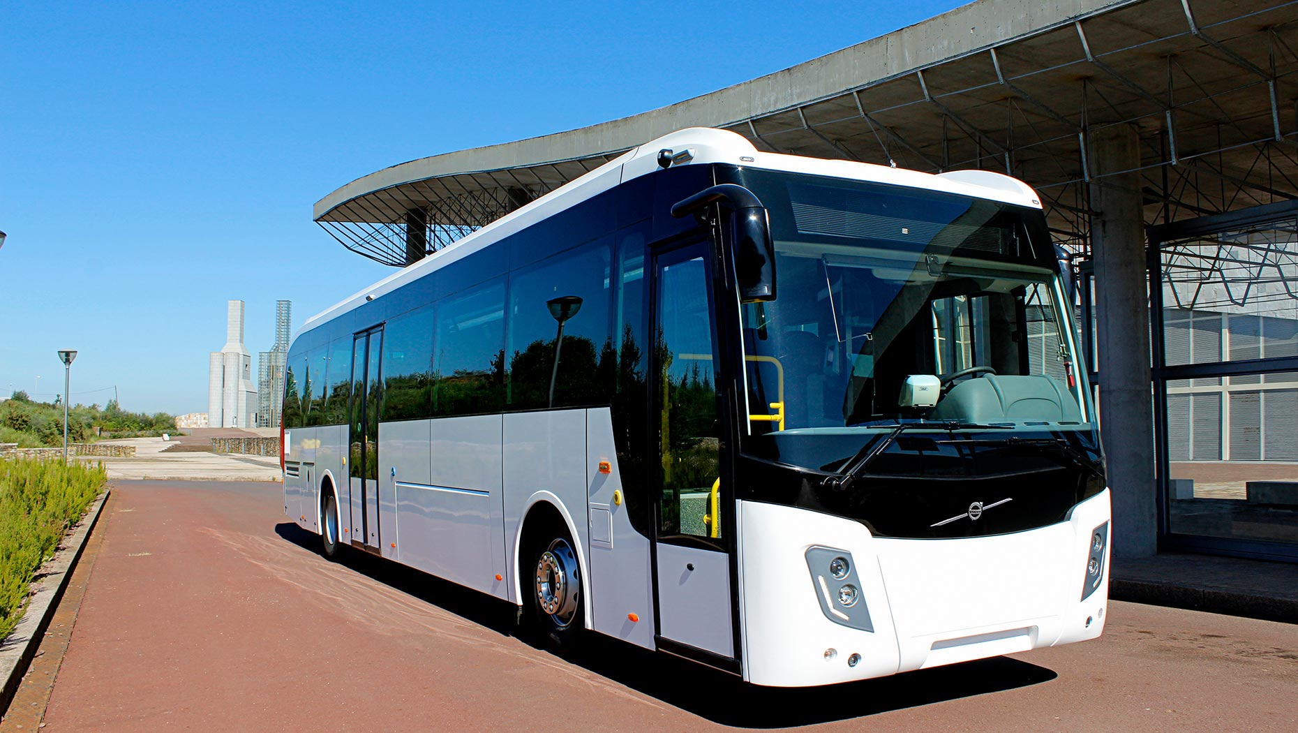 Abu Dhabi orders 168 Volvo intercity coaches | Volvo Buses
