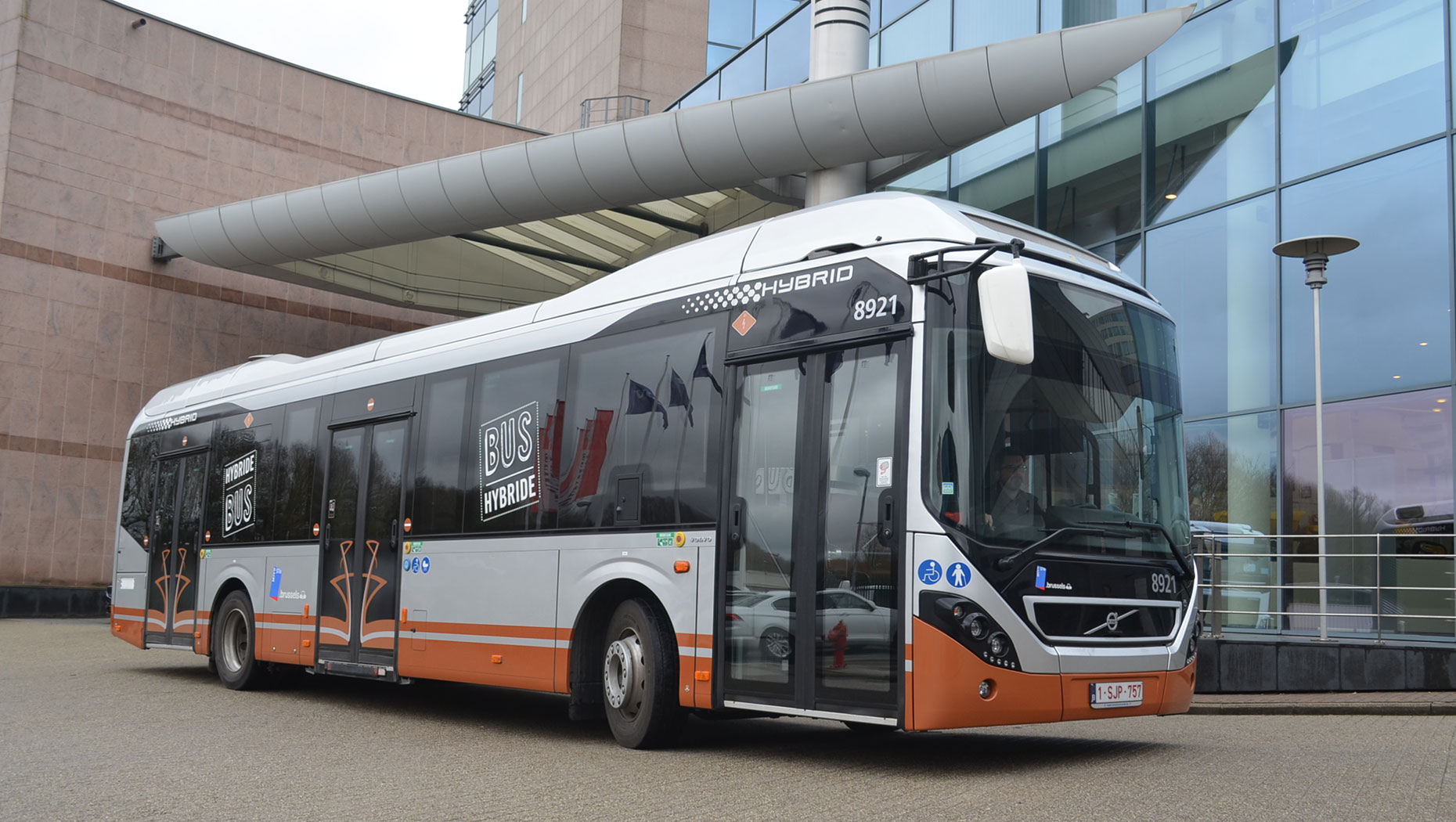 Volvo Buses continues to support the electromobility journey in ...