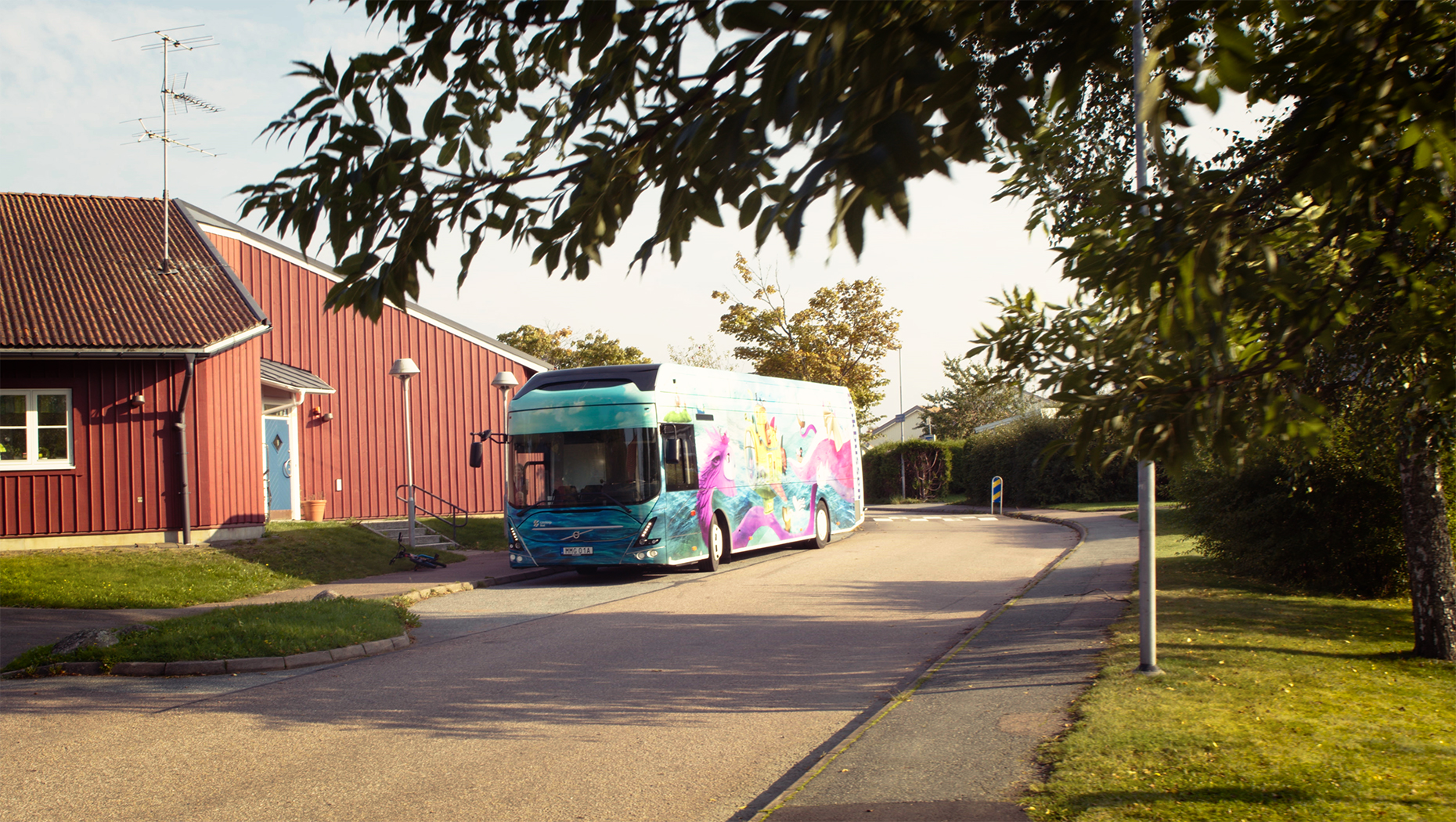 Two Volvo 7900 Electric turn into mobile libraries | Volvo Buses