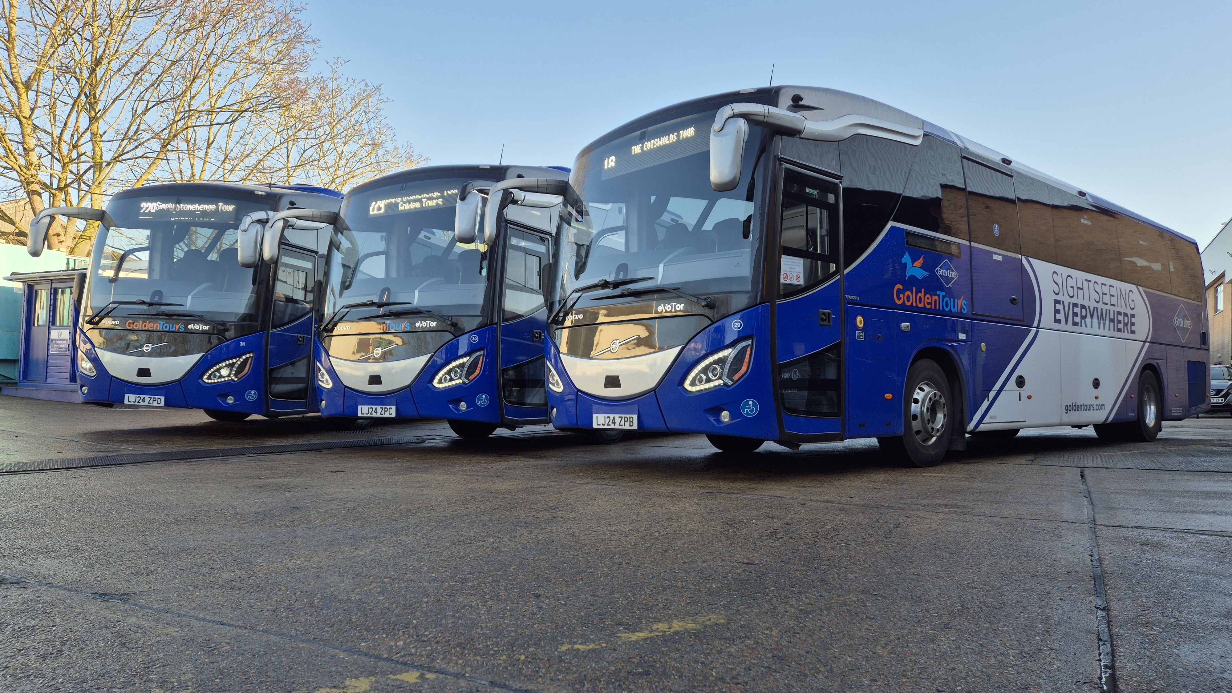 New Volvos mark 40 magical years for London coach tour operator