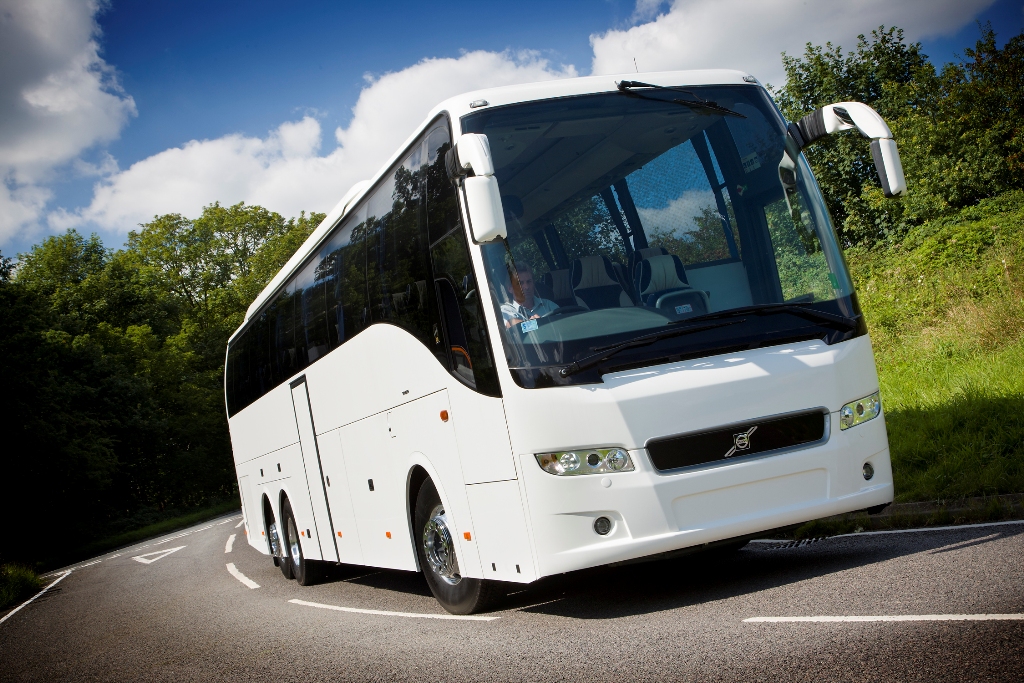 Volvo demonstrates its latest technology and innovations at EuroBus ...