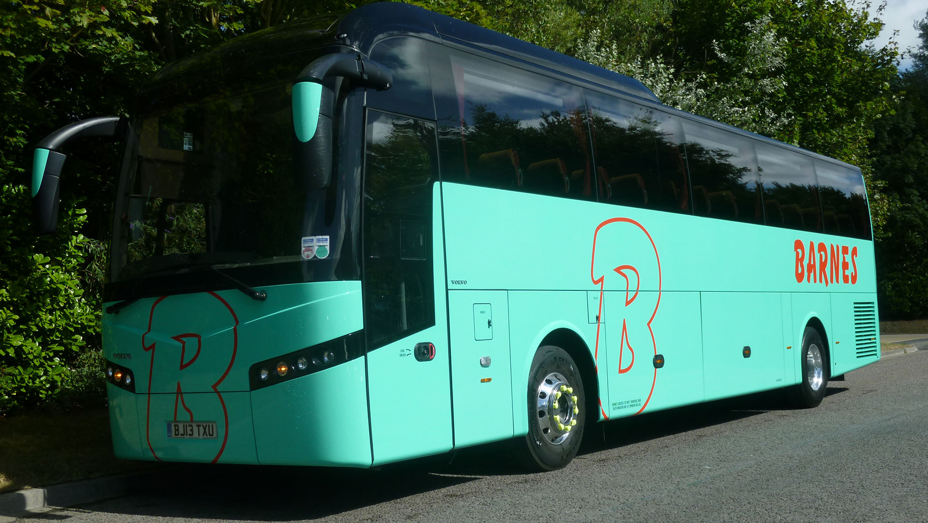 Barnes Coaches opt for Volvo again