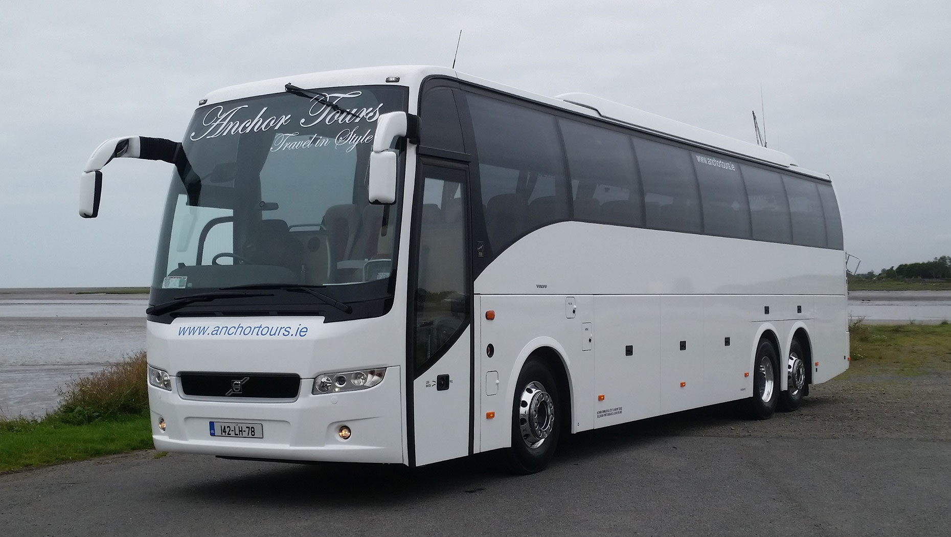 Volvo drops new coach into Anchor Tours