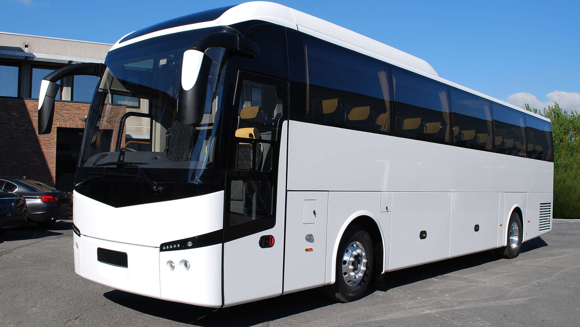 Pikes Coaches trusts in Volvo | Volvo Bus
