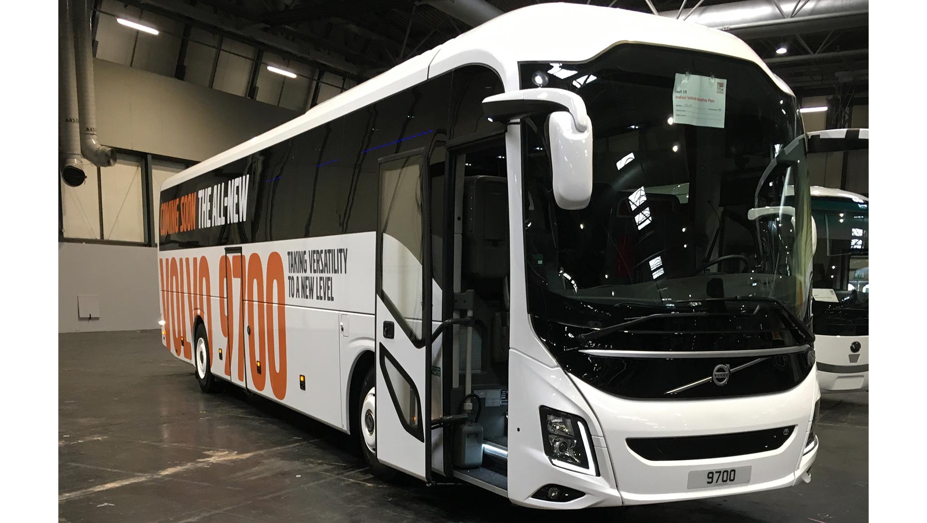 Volvo reveals new 9700 at CBUK 2019 | Volvo Bus