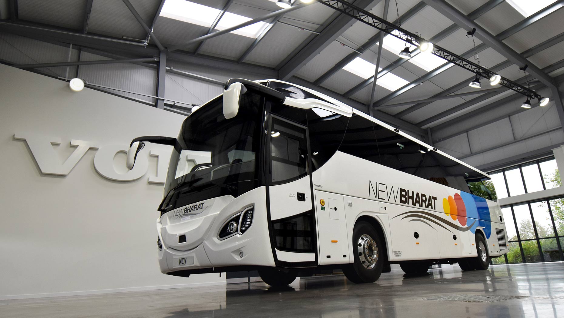 New Bharat bolsters fleet with first Volvo B11R MCV eVoTor | Volvo Bus