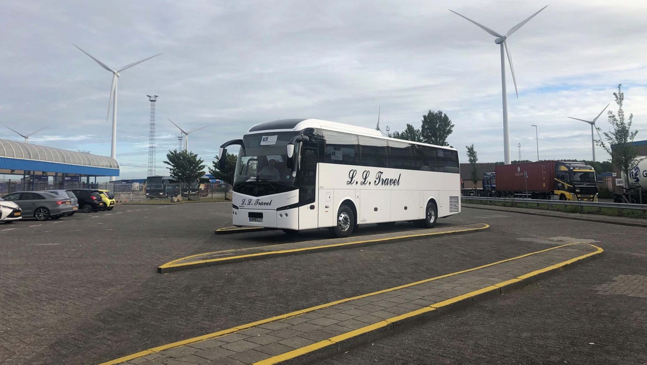 LL Travel makes it another Volvo B11R | Volvo Bus