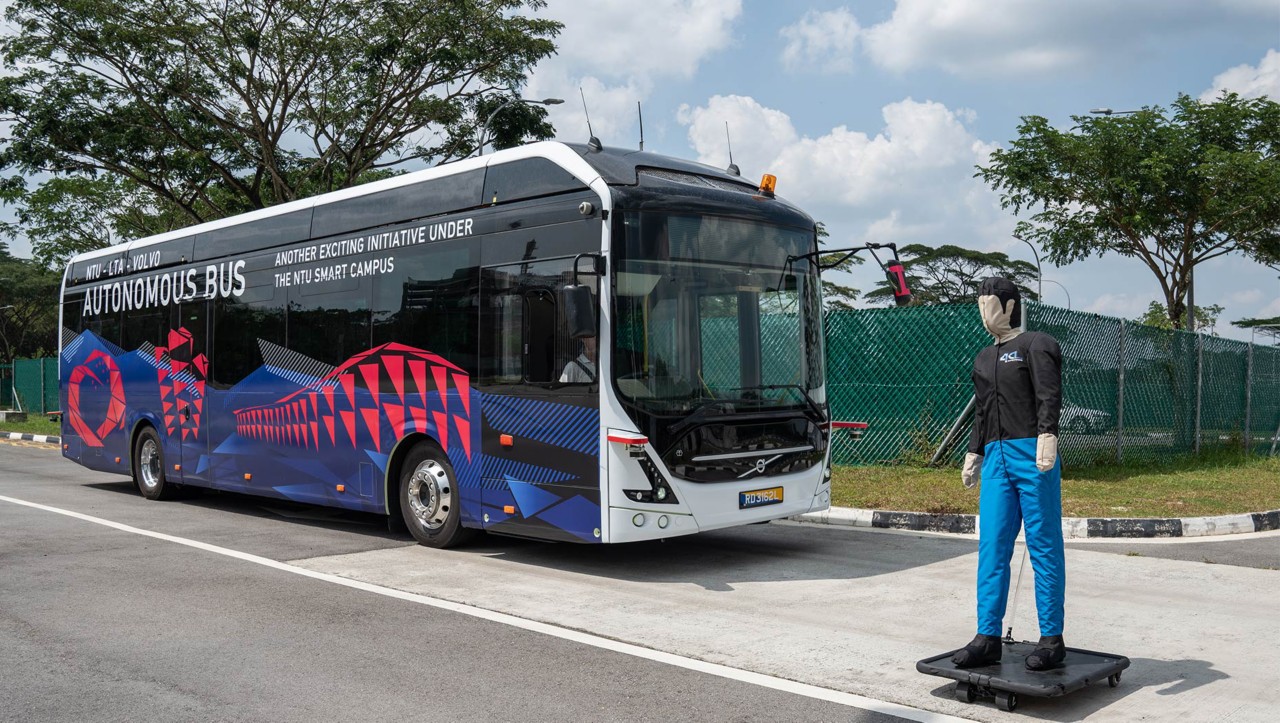 40 successful years of Volvo Bus in Singapore