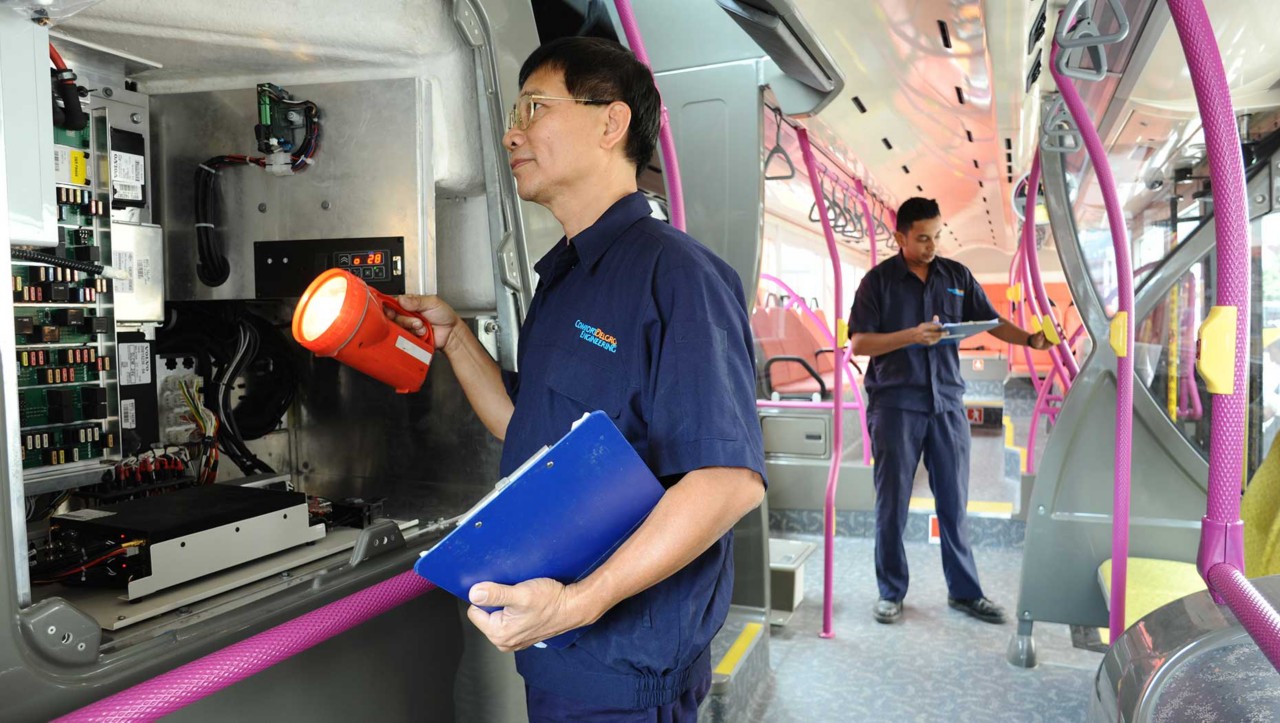 Volvo Buses and ComfortDelGro Engineering celebrate 20 years of Partnership | Volvo Buses